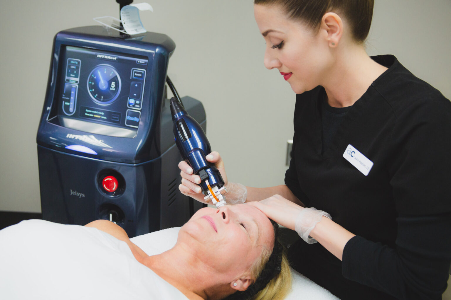 RF Microneedling in Kansas City (INTRAcel) - AesthetiCare AesthetiCare